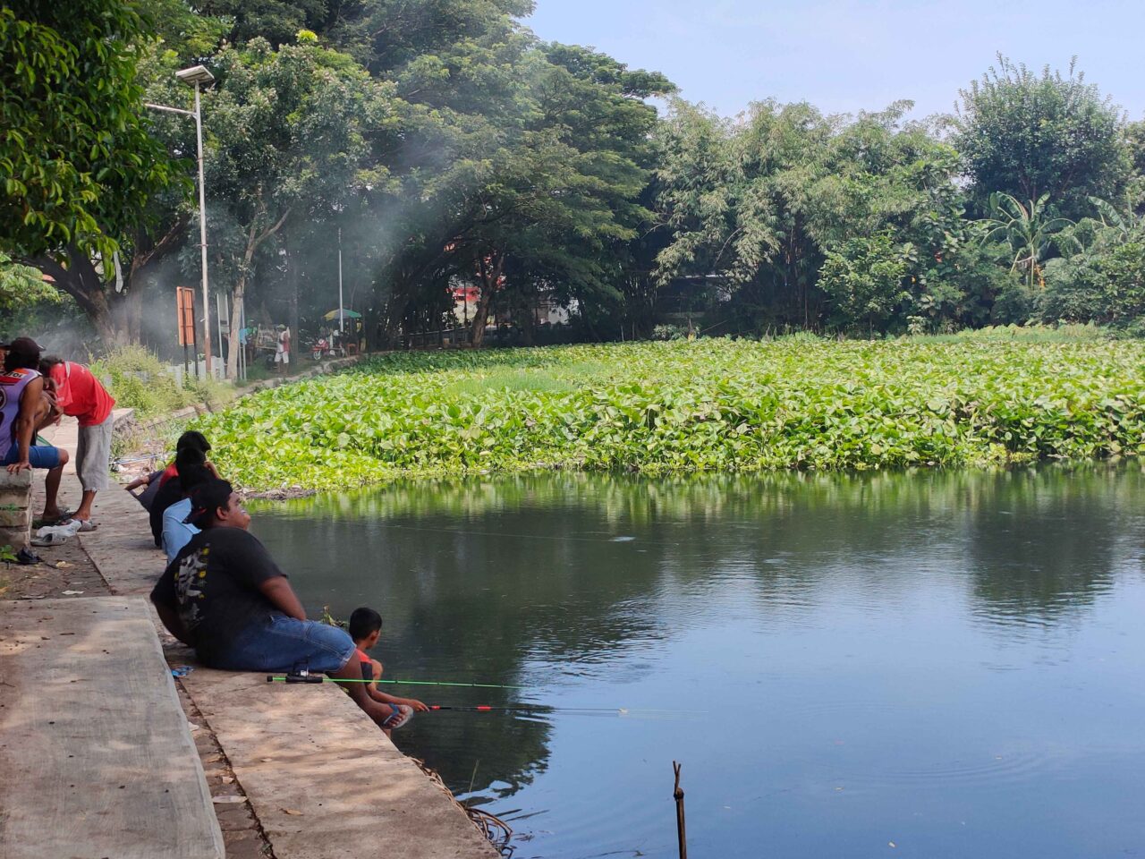 Sumber Mata Air Sentong jadi Spot Pemancing yang Gratis dan Nyaman ...